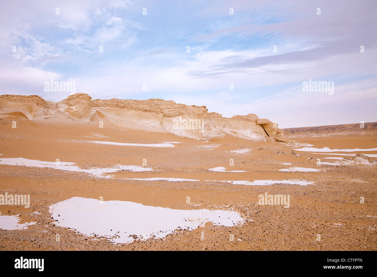 The limestone formation rocks in the White Desert, Egypt Stock Photo ...
