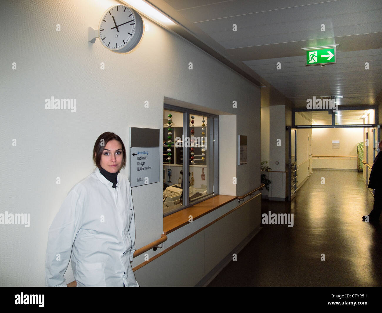Nhs night shift hi-res stock photography and images - Alamy