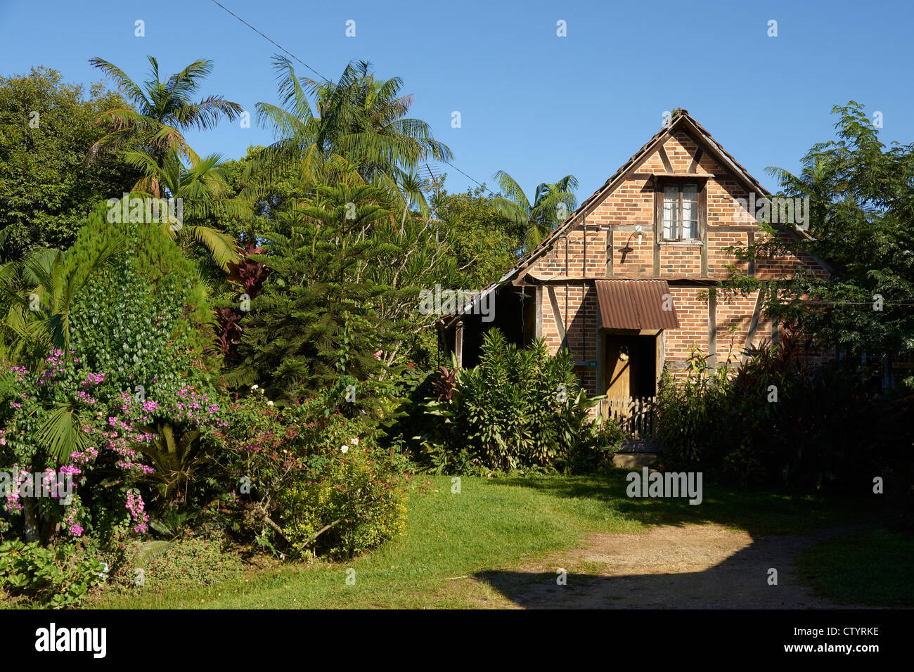 German-style farmhouse in the rural area of Blumenau Stock Photo - Alamy