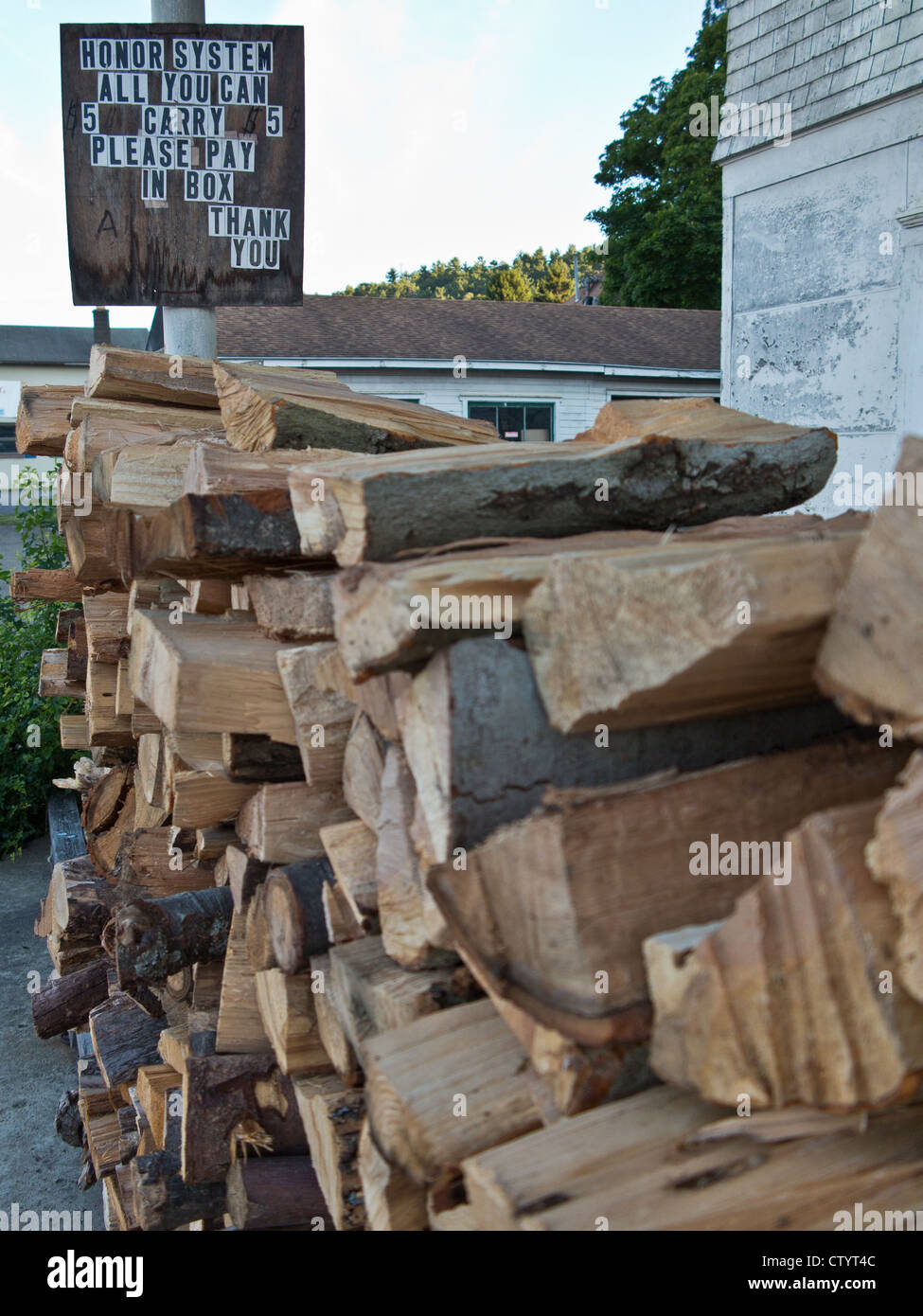 Honor system hi-res stock photography and images - Alamy