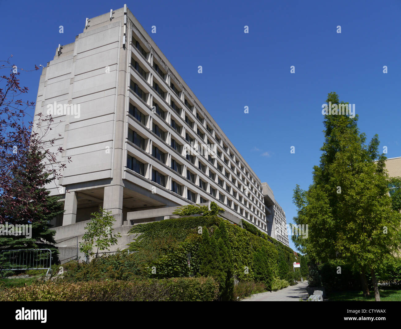 Toronto modern architecture hi-res stock photography and images - Alamy