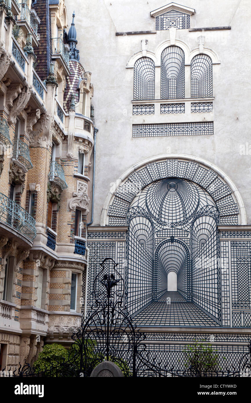 Rapp paris hi-res stock photography and images - Alamy