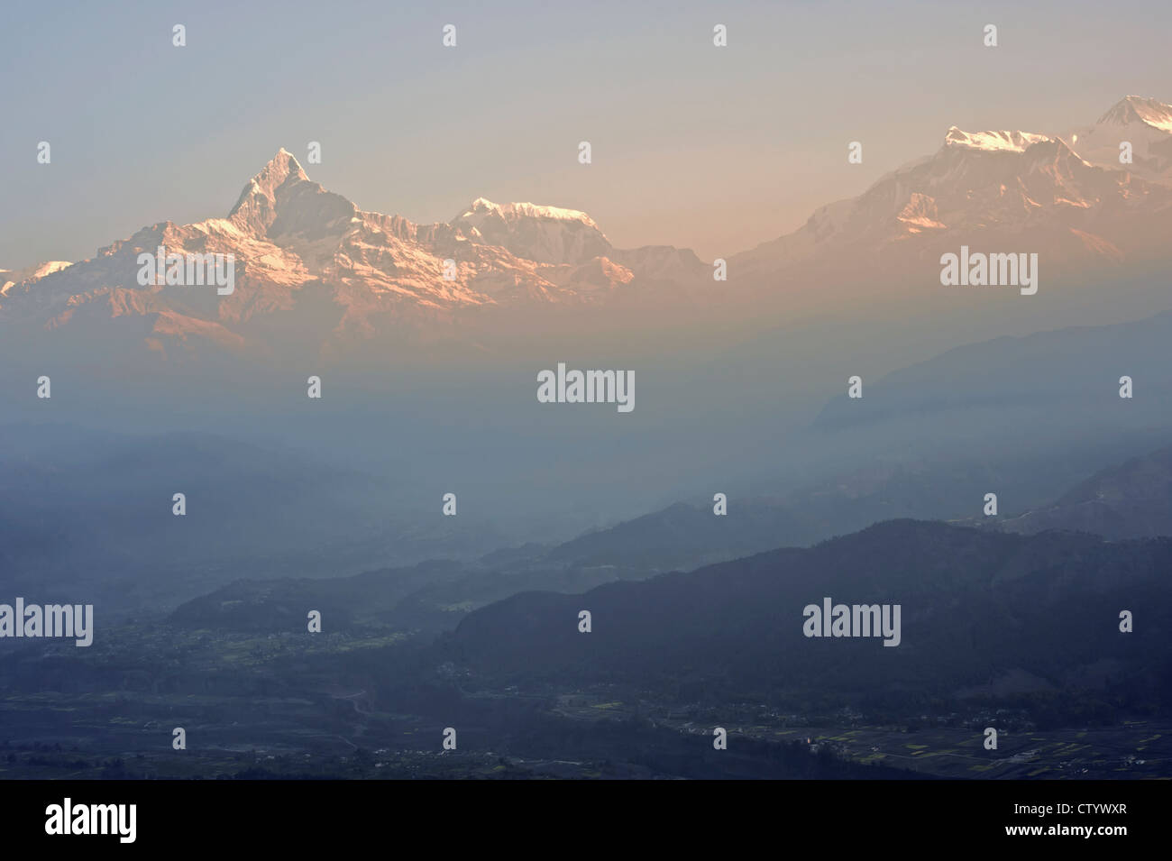 Nepal Pokhara, Fishtail peak Stock Photo - Alamy