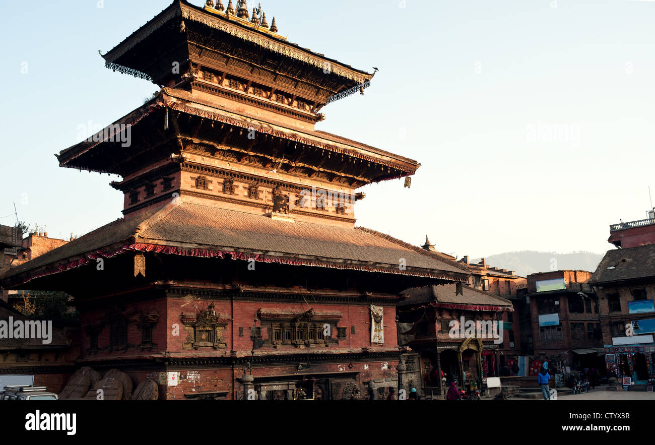 Monuments of nepal hi-res stock photography and images - Alamy