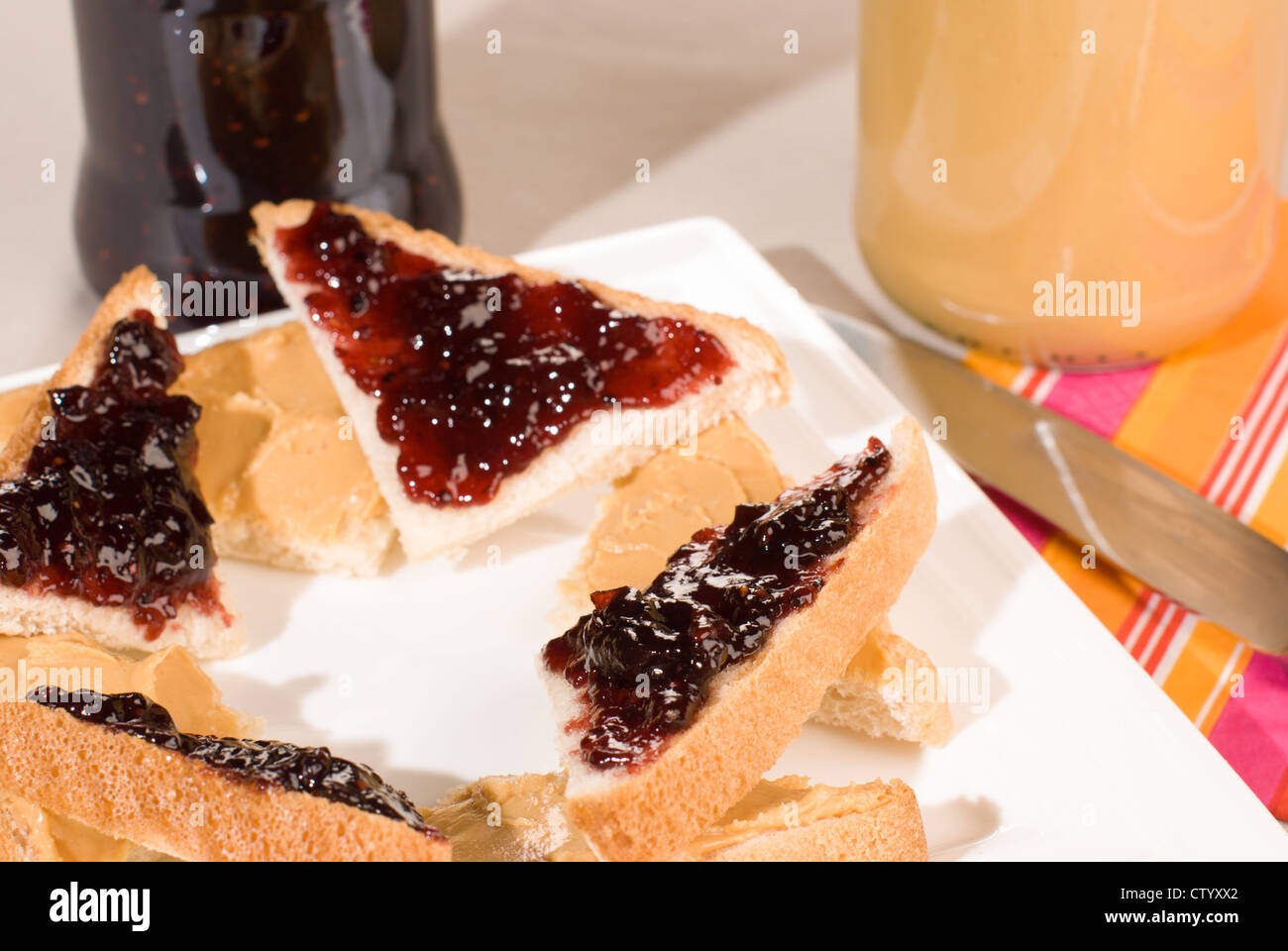 Jelly sandwich triangle hi-res stock photography and images - Alamy