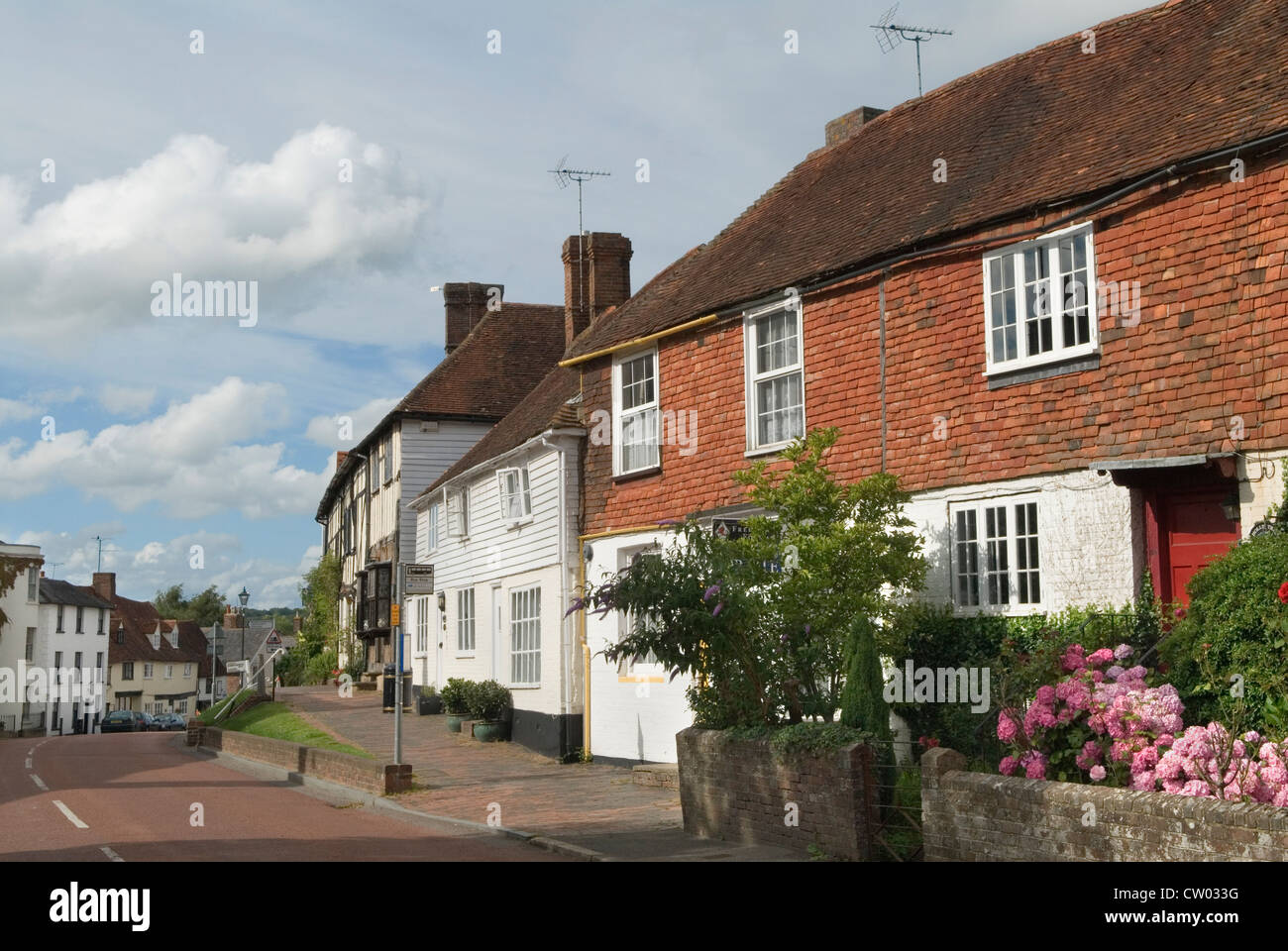 Robertsbridge high street hi-res stock photography and images - Alamy