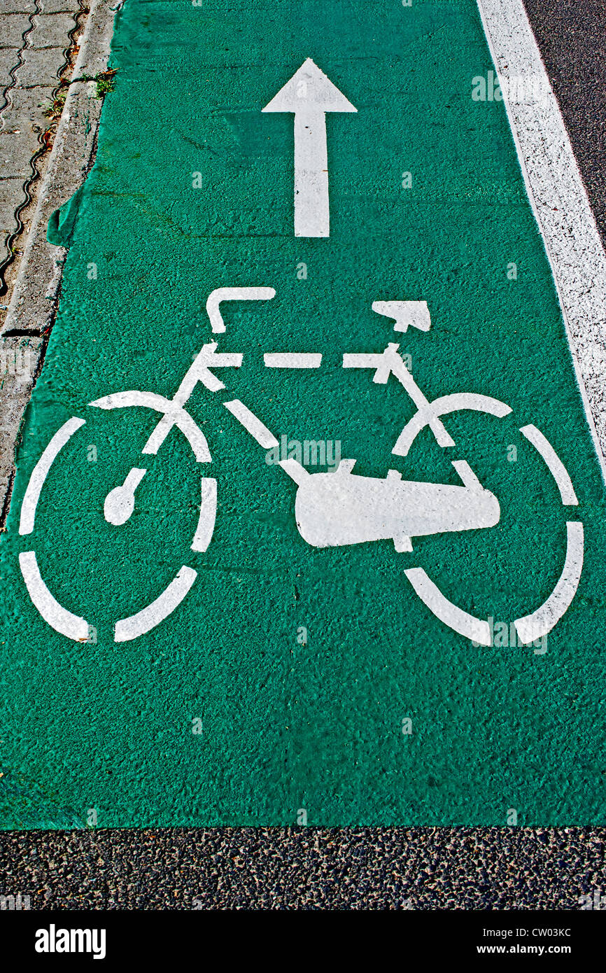 Traffic markings on the bike trail Stock Photo - Alamy