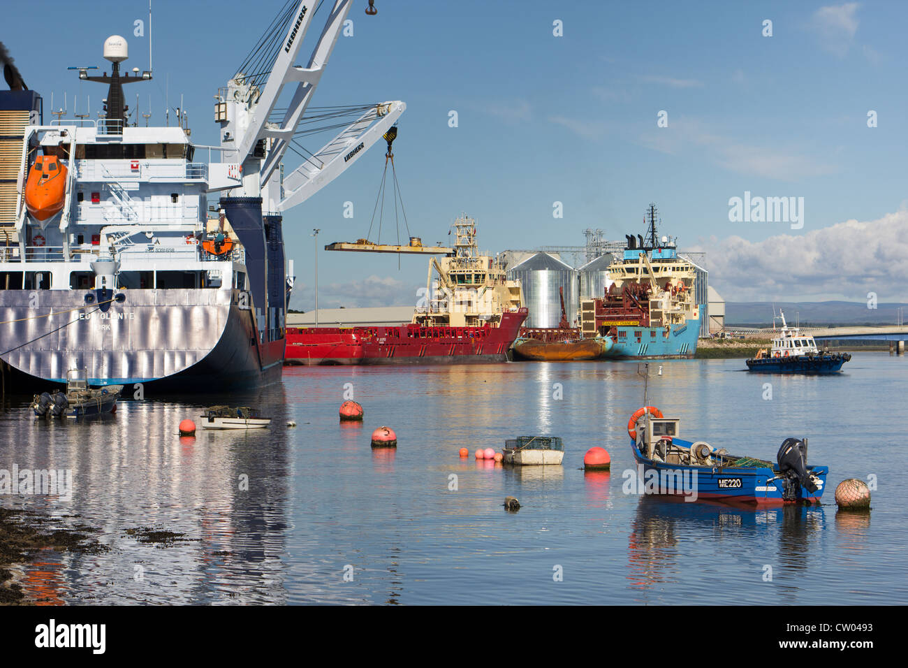 Montrose docks hi-res stock photography and images - Alamy