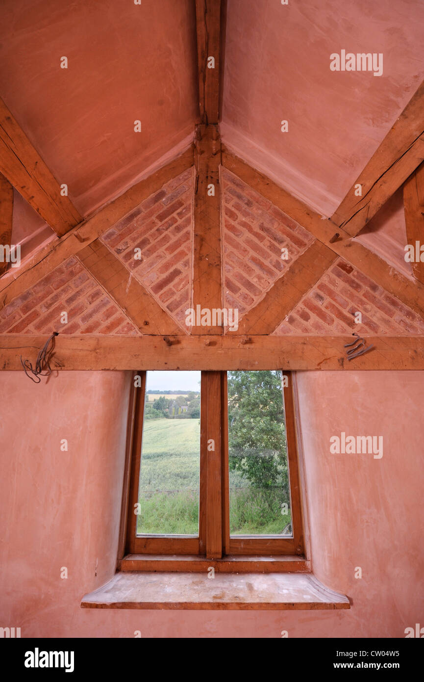 Englishattic hi-res stock photography and images - Alamy
