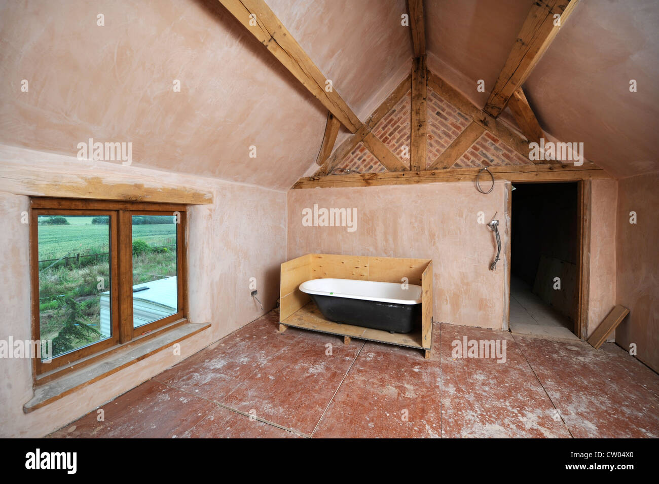 Loft conversion house uk hi-res stock photography and images - Alamy