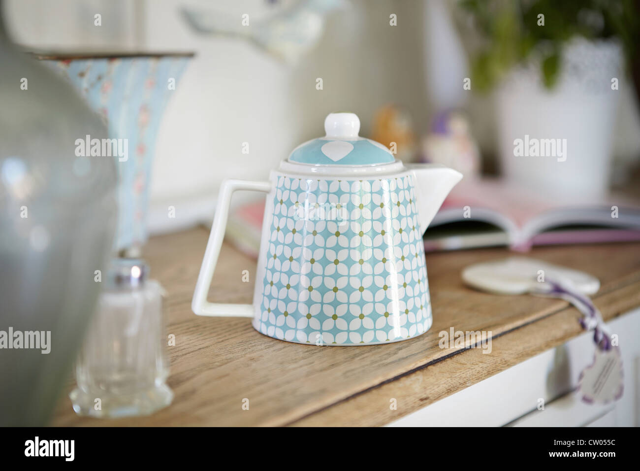 Decorative cream hi-res stock photography and images - Alamy