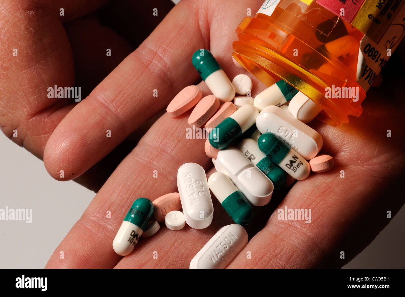 Prescription medications taken by a patient with polycystic kidney ...
