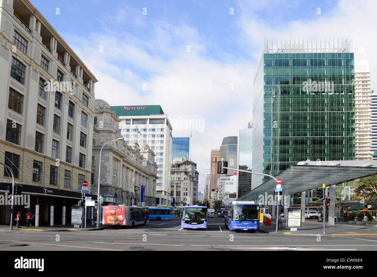 Queen Street and the main bus terminal in Auckland's main shopping ...