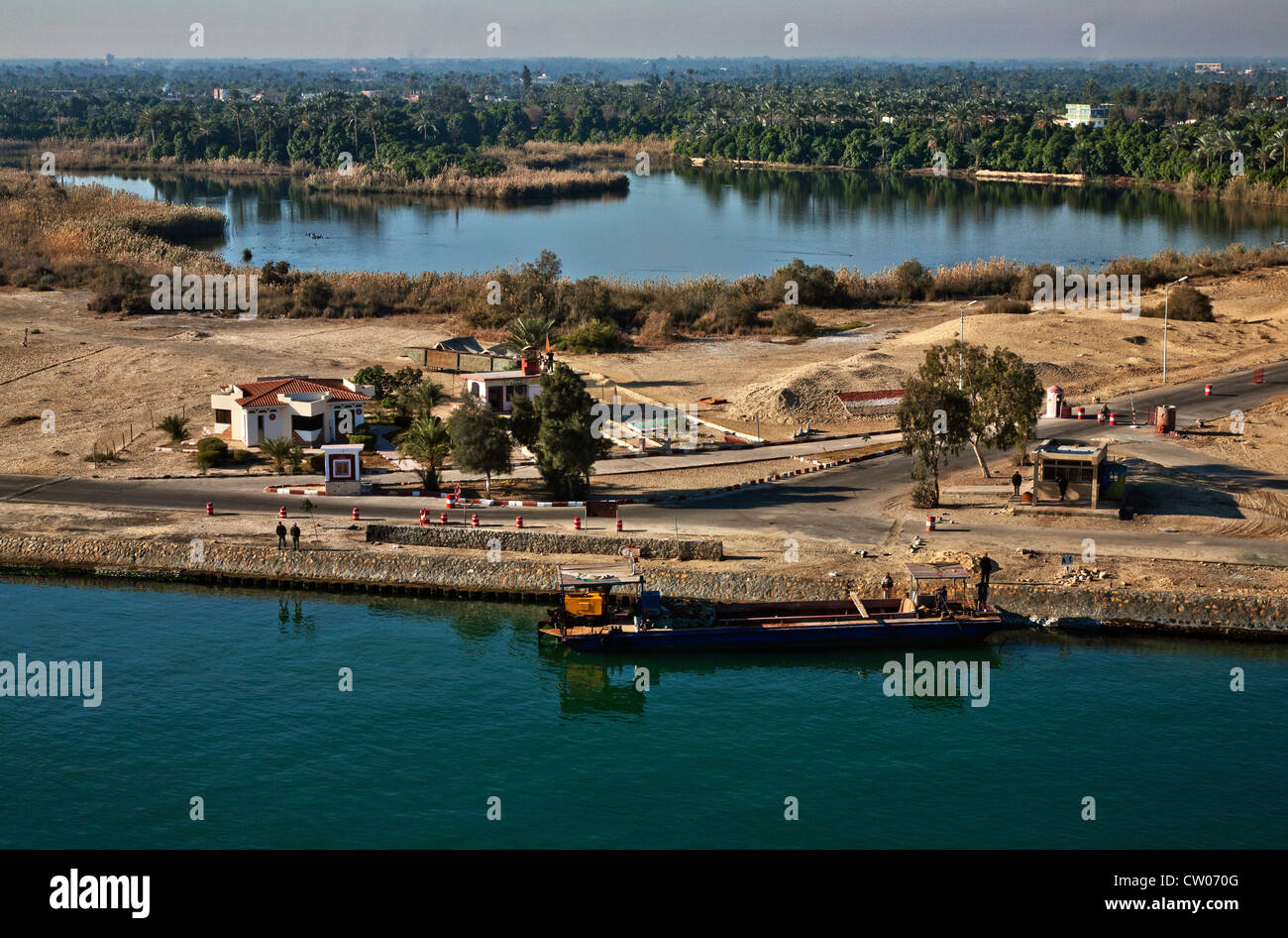 Suez canal hi-res stock photography and images - Alamy