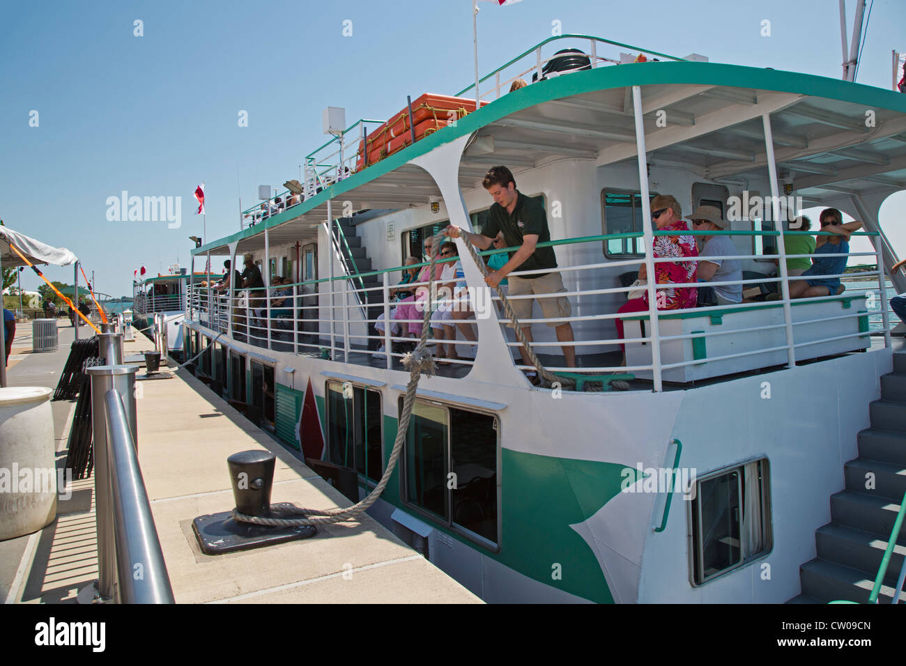 Cruise Boat on the Detroit River Stock Photo - Alamy