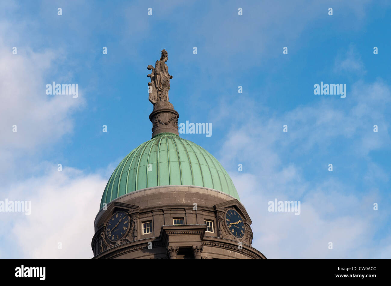 The Customs House in Dublin the Capital of Ireland Stock Photo - Alamy