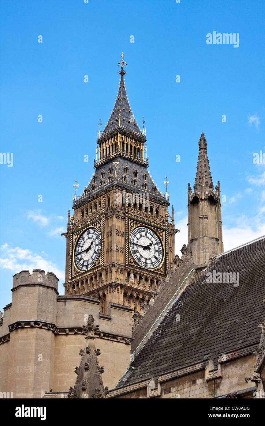 Elizabeth tower clock face hi-res stock photography and images - Alamy