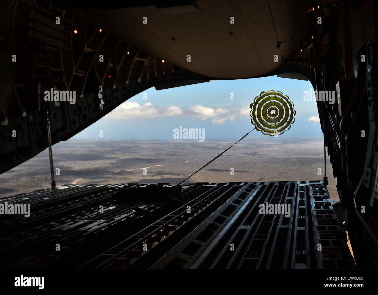 Worlds largest parachute hi-res stock photography and images - Alamy