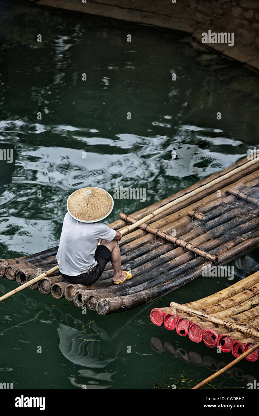 Chinese fisherman boat hi-res stock photography and images - Alamy