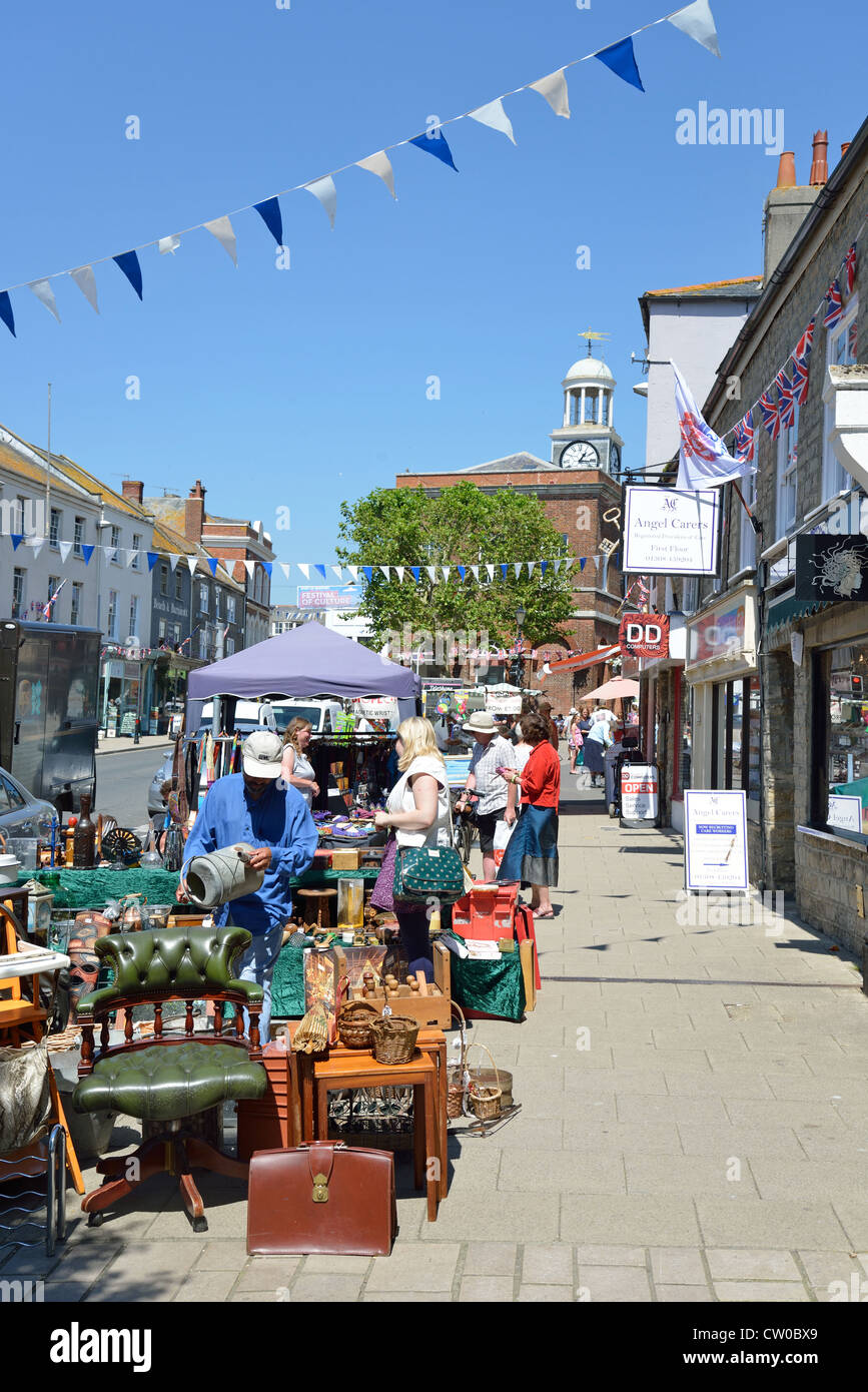 Bridport market hi-res stock photography and images - Alamy