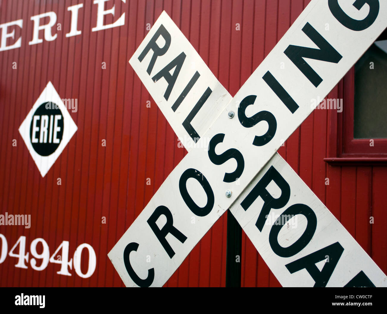 Railroad crossing sign hi-res stock photography and images - Alamy