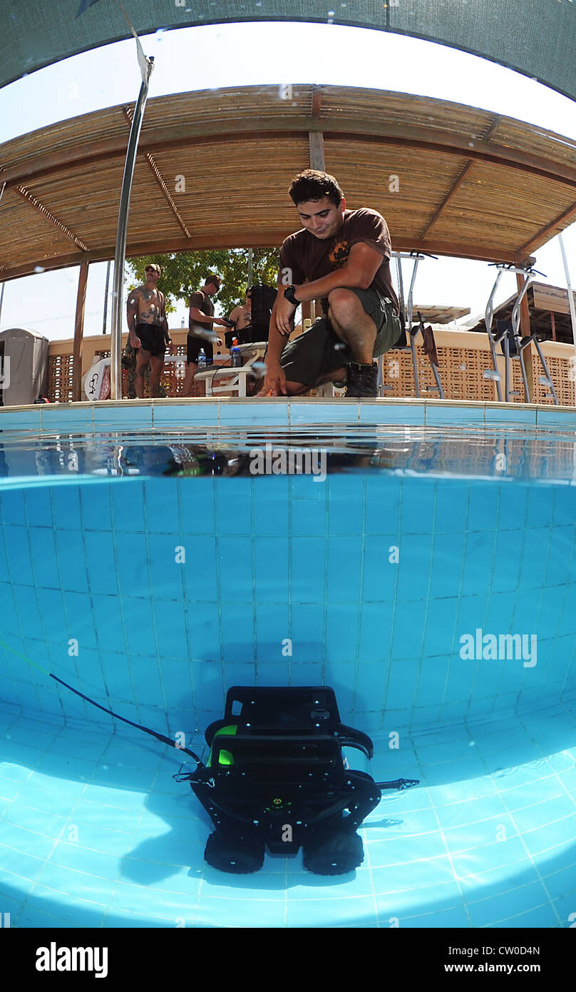 Hedgepath hi-res stock photography and images - Alamy