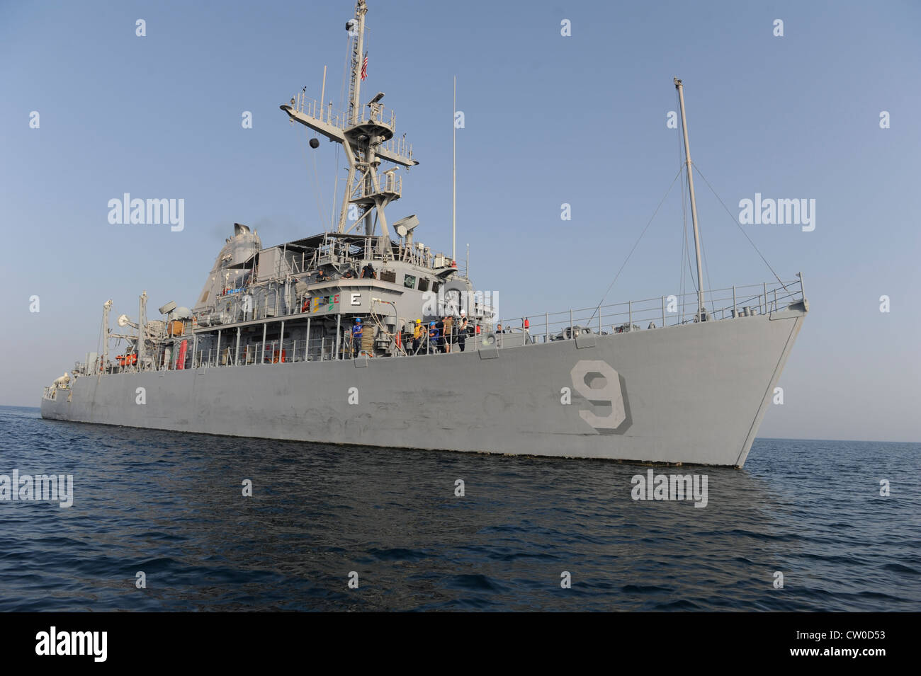 Mine countermeasures ship USS Pioneer (MCM 9) transits the Arabian Sea ...