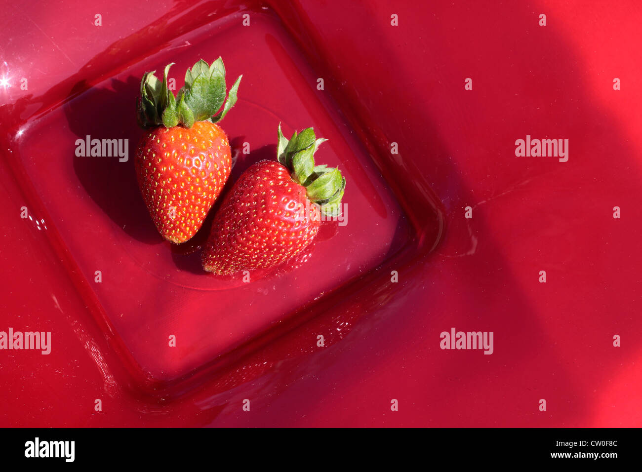 Perfect strawberries hi-res stock photography and images - Alamy