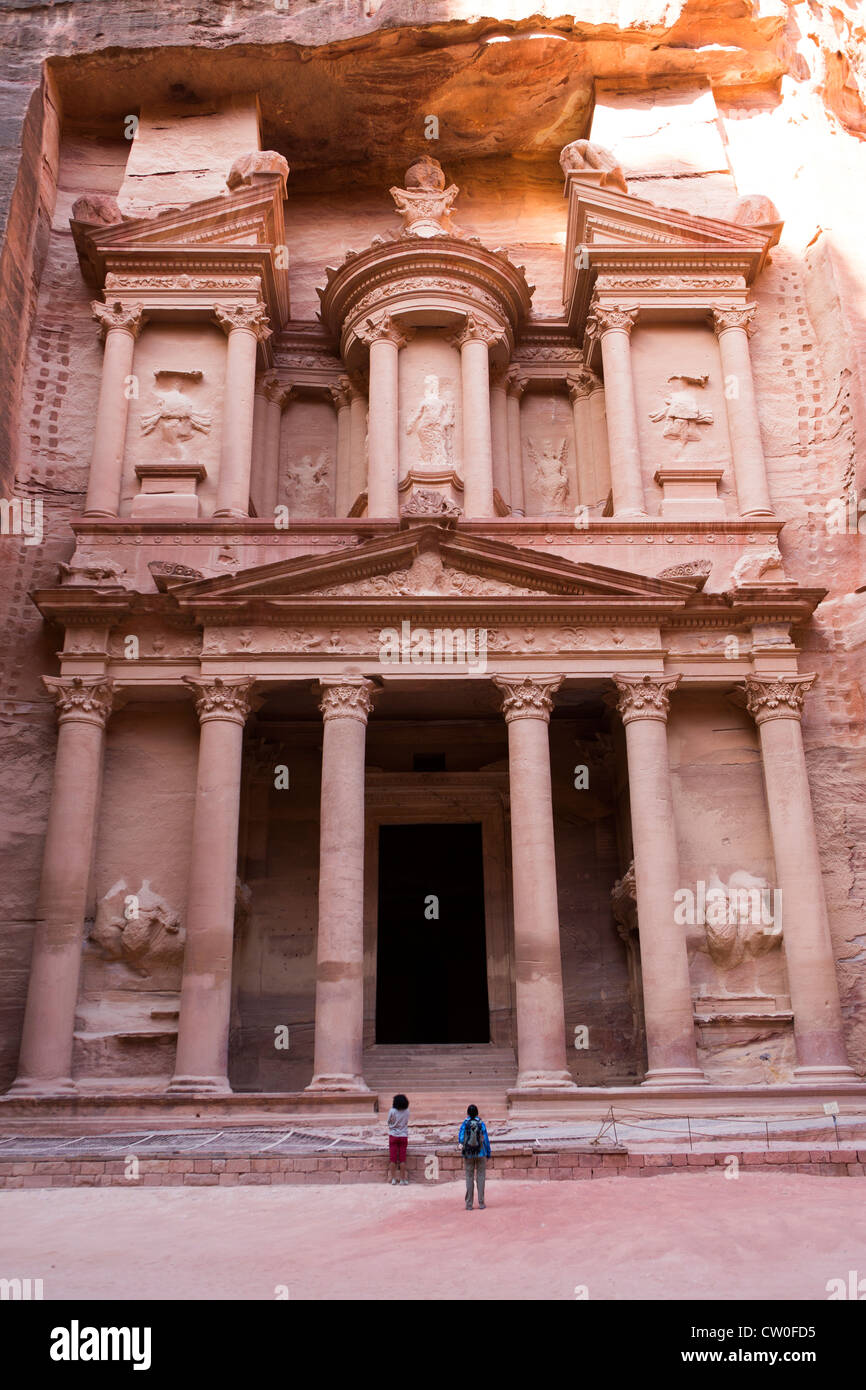 Treasury Petra Jordan Middle East Stock Photo - Alamy