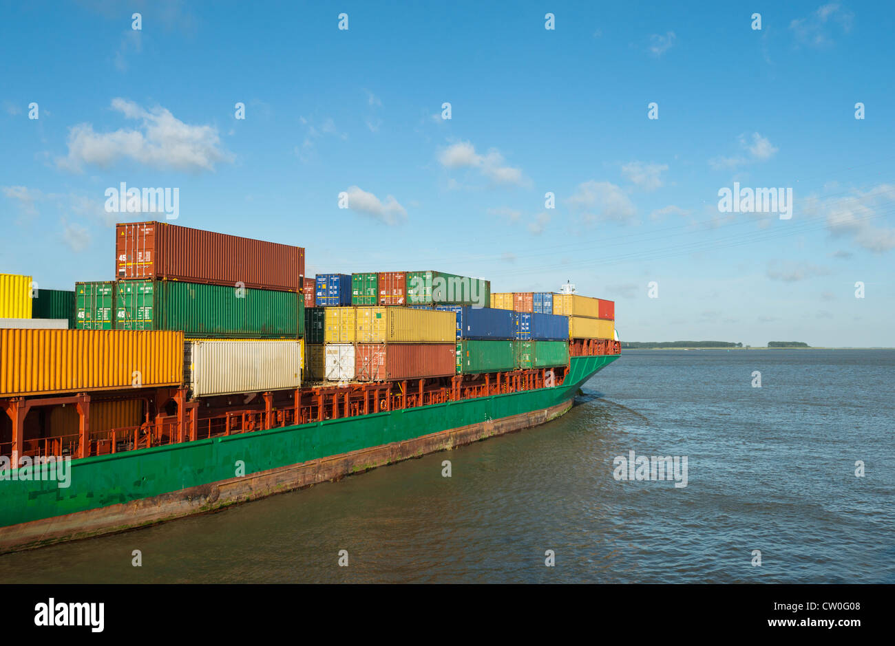 Container ship sailing hi-res stock photography and images - Alamy