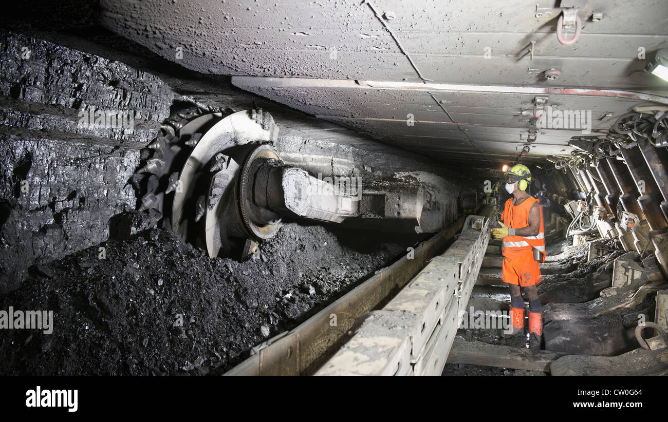 Working in coal mine hi-res stock photography and images - Alamy