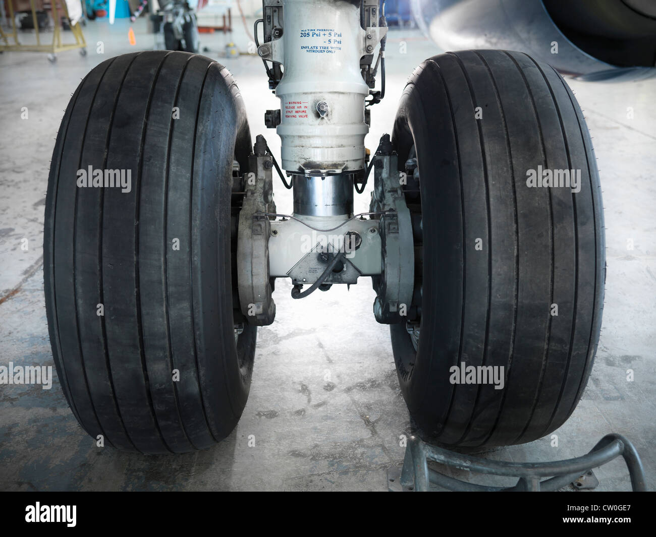 Wheels of an airplane hi-res stock photography and images - Alamy