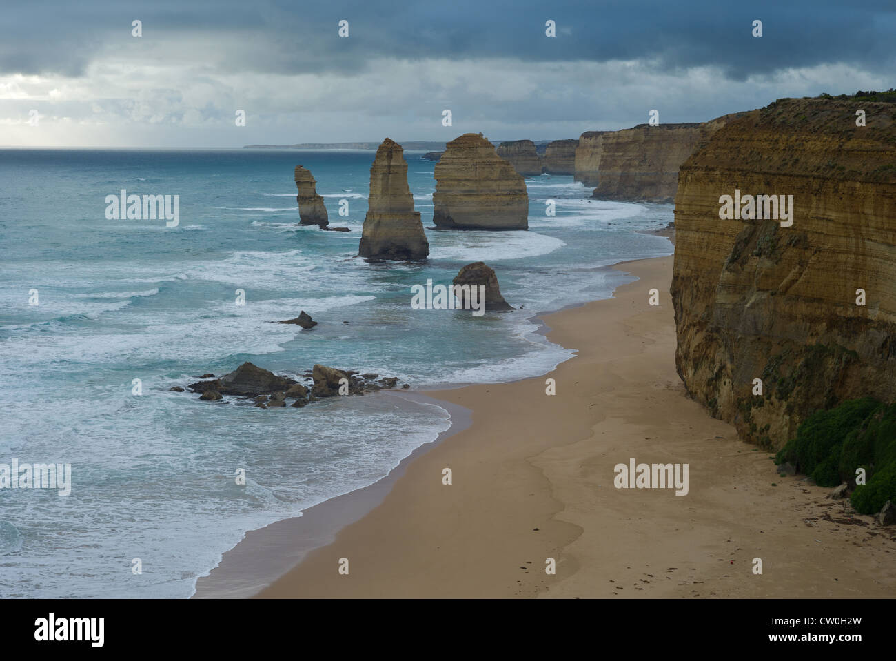 Dramatic Iconic View at the The Twelve Apostle lookout Stock Photo - Alamy