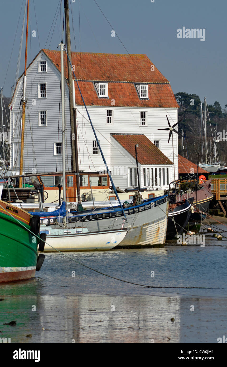 woodbridge tide mill Stock Photo - Alamy