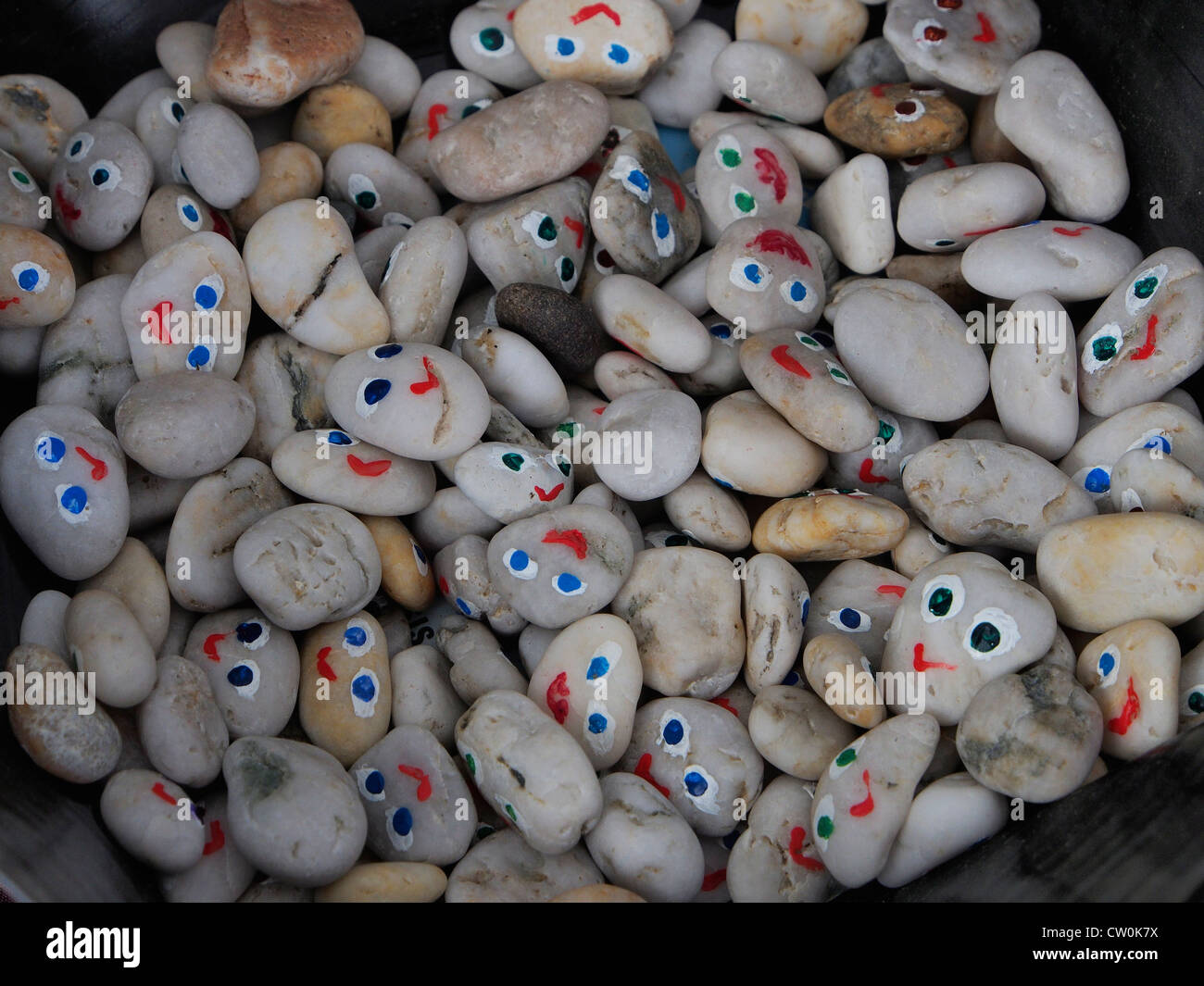 Painted pebbles hi-res stock photography and images - Alamy