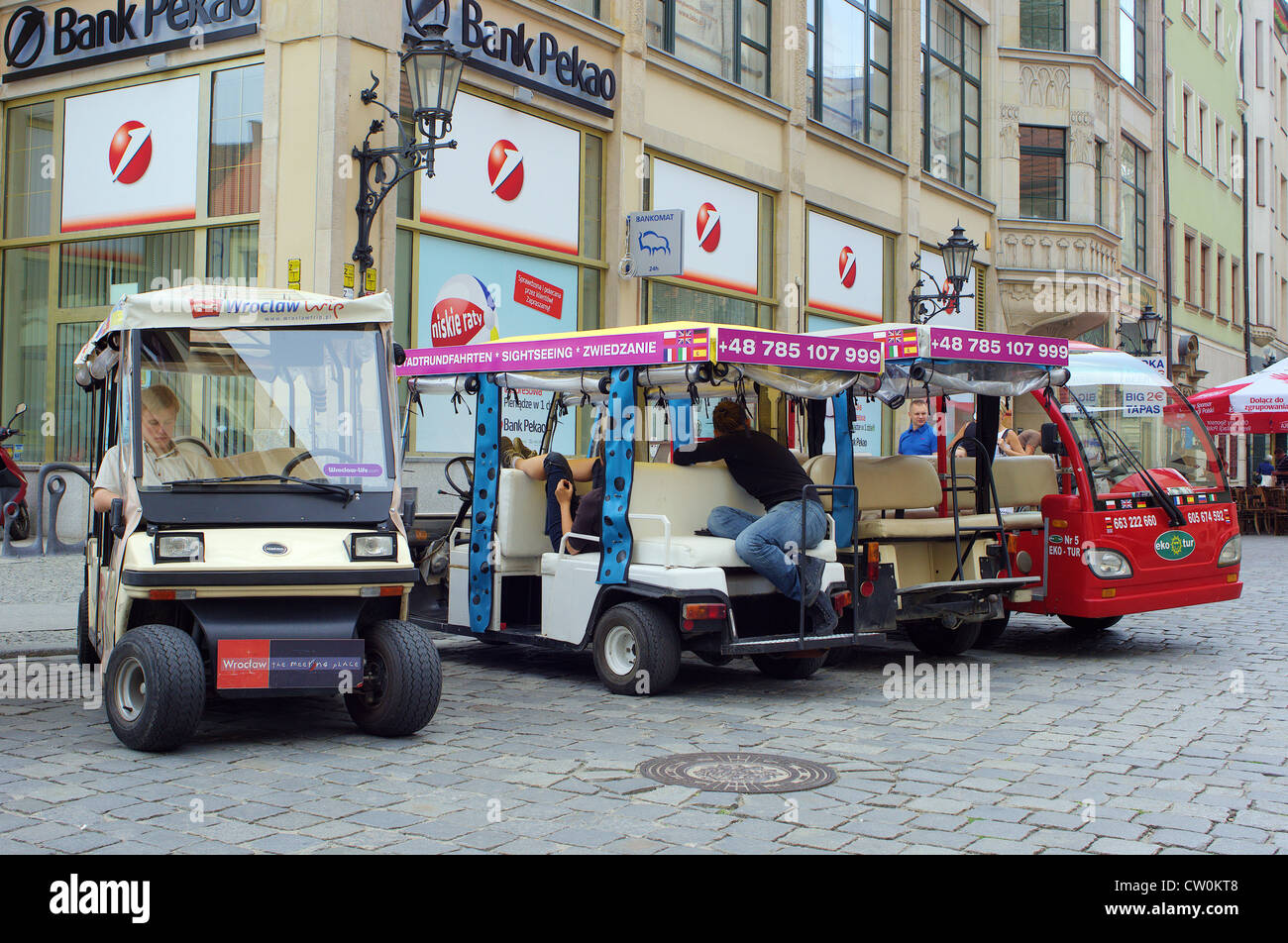 Electric vehicles hi-res stock photography and images - Alamy