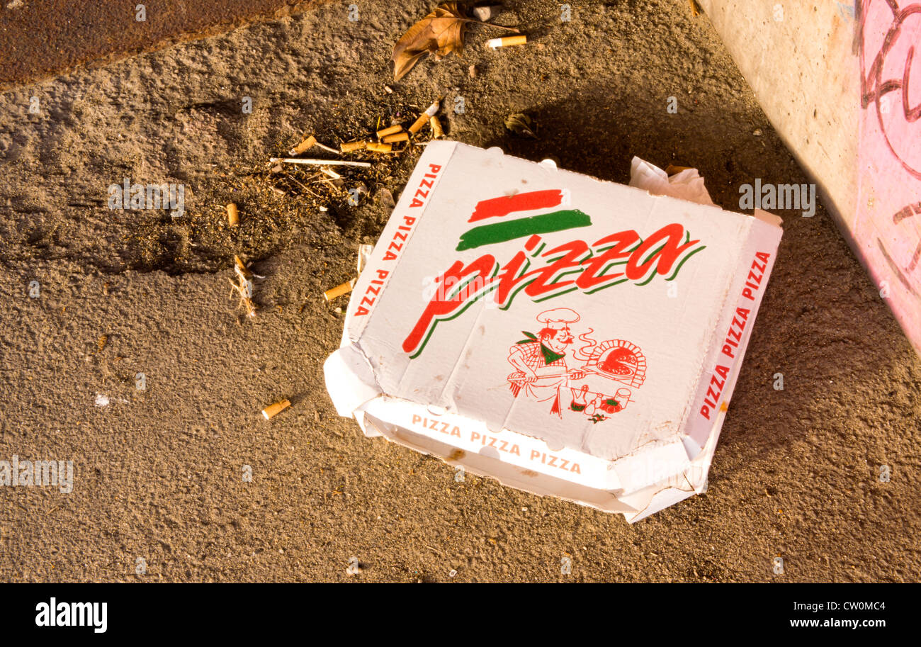 Empty pizza box eating hi-res stock photography and images - Alamy