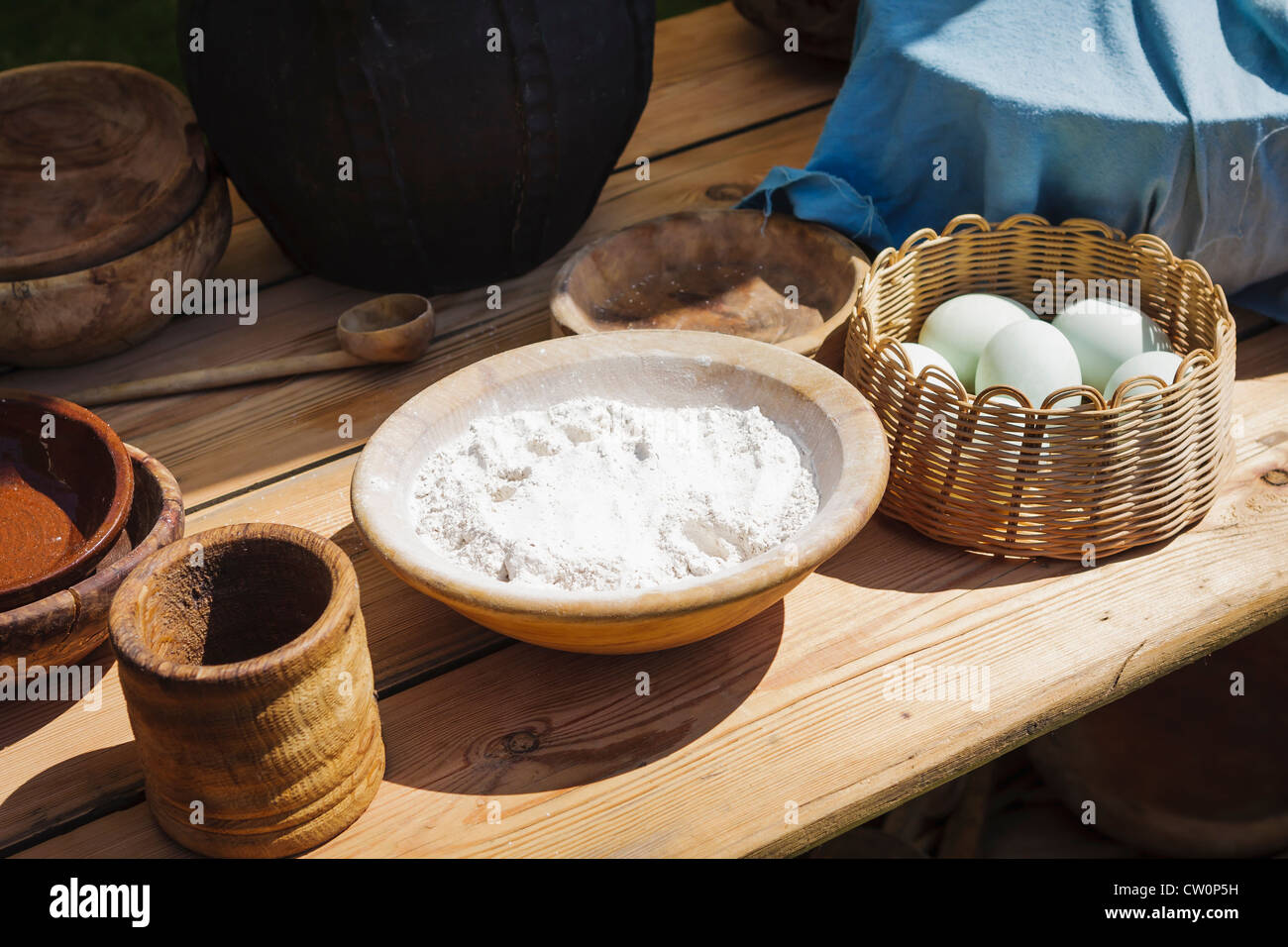 Medieval cooking hi-res stock photography and images - Alamy