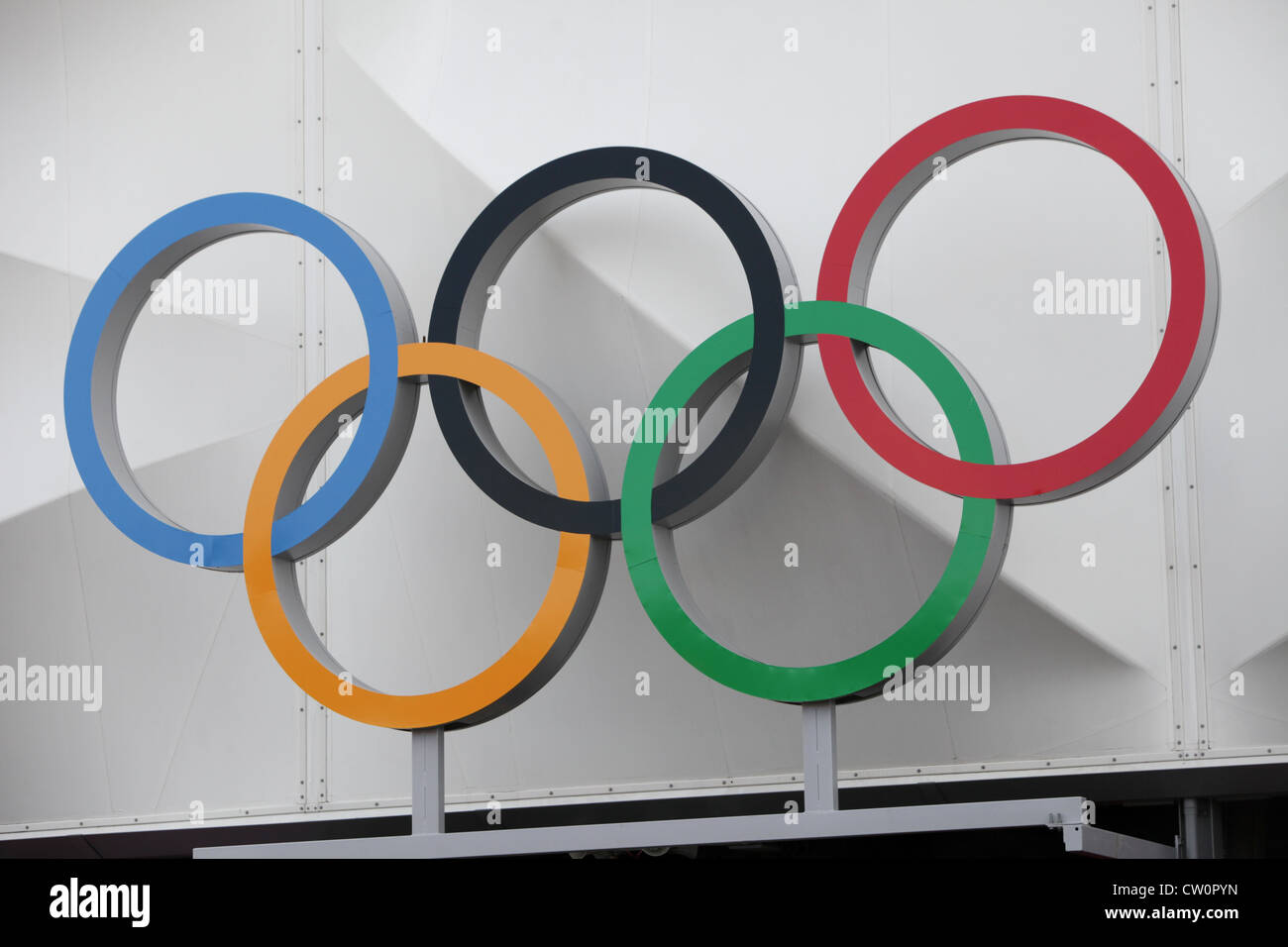 Olympic five rings hi-res stock photography and images - Alamy