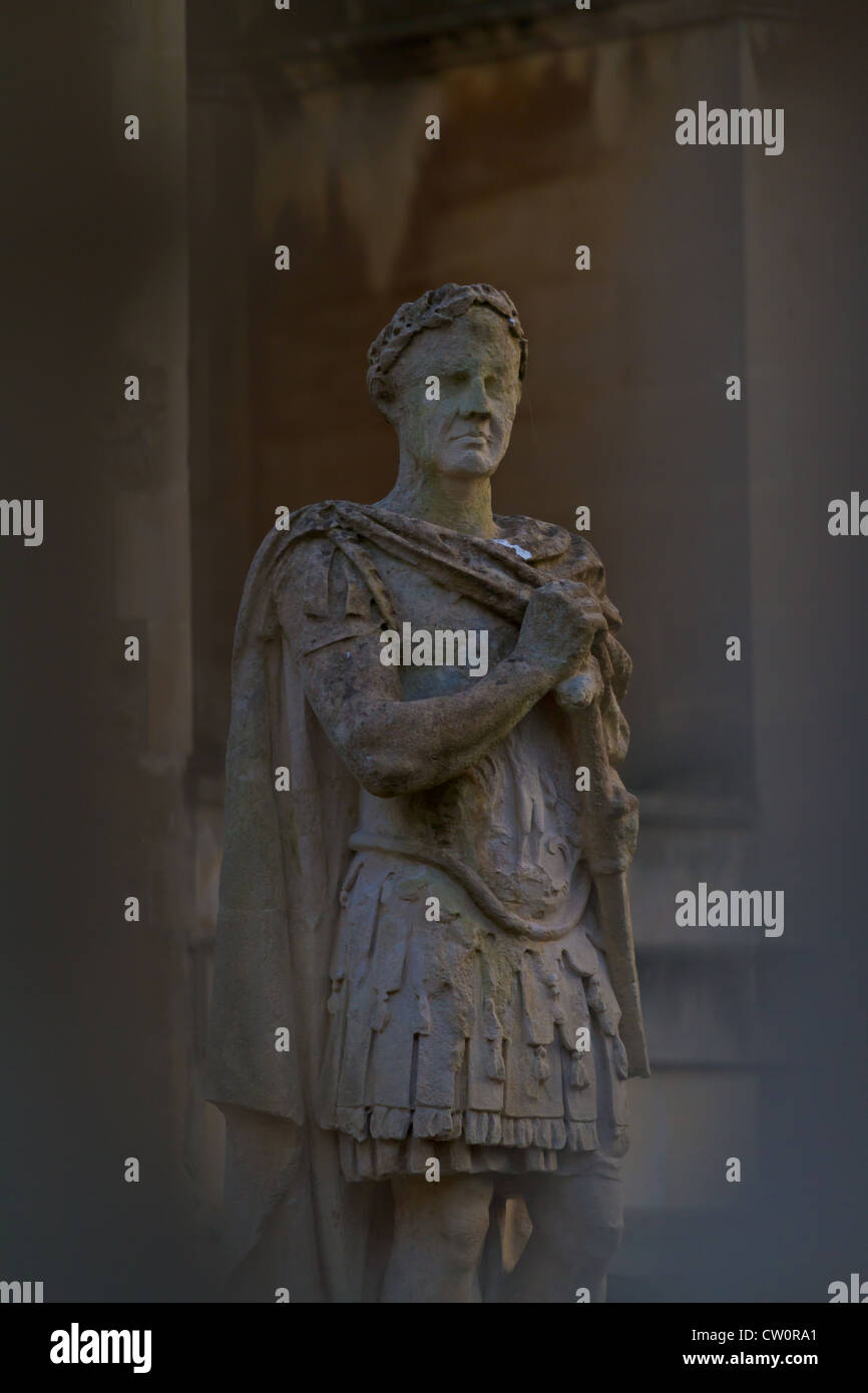 Roman baths bath statue hi-res stock photography and images - Alamy