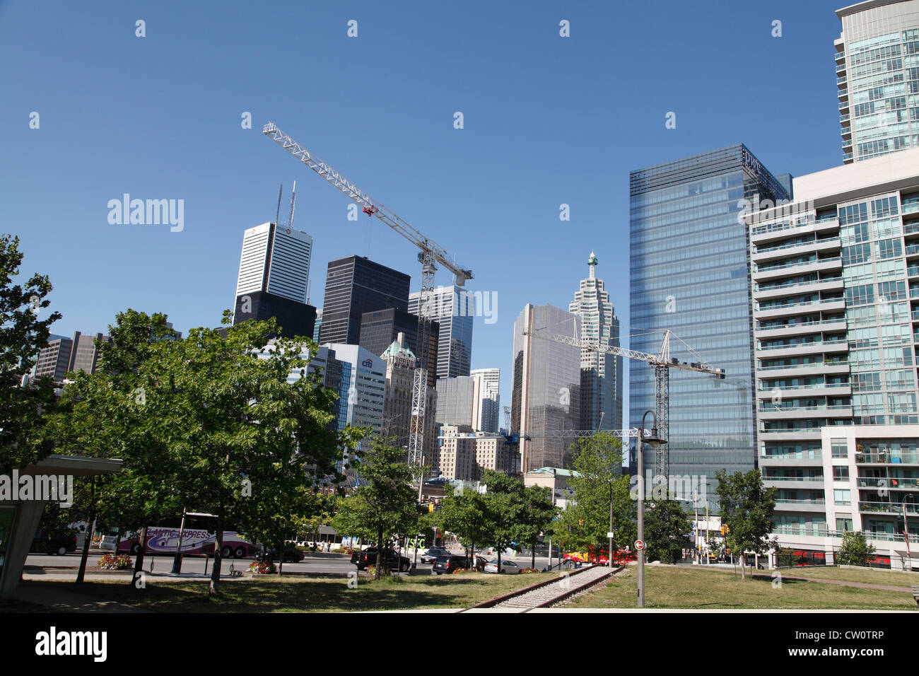 Toronto city skyline hi-res stock photography and images - Alamy