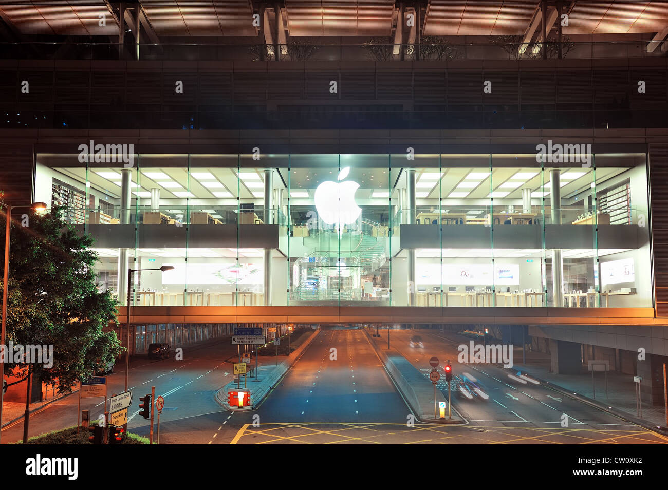 Apple store with street Stock Photo - Alamy
