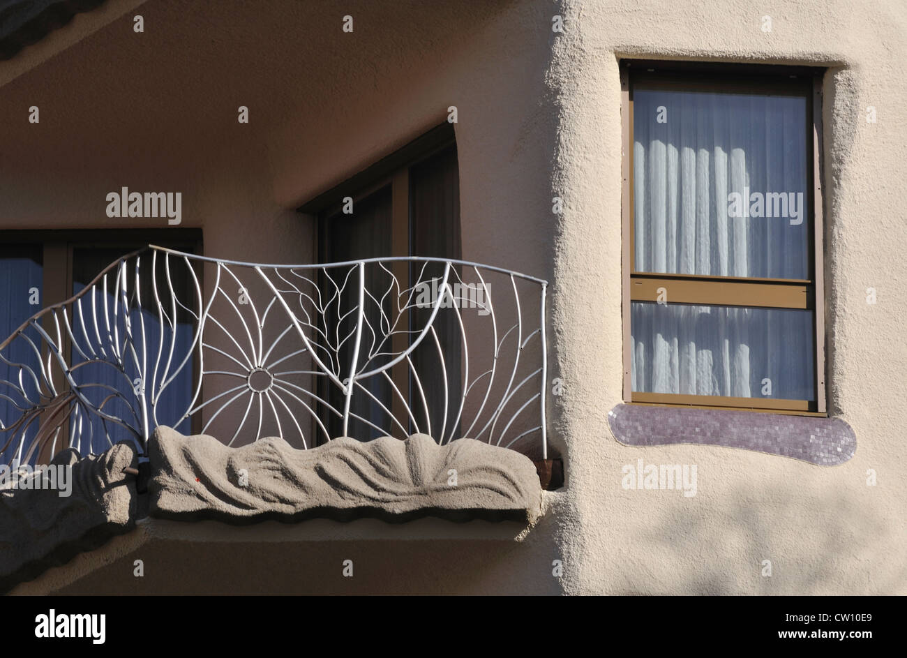 Detail of Schtrumpfs Building in Les Grottes quarter, Geneva ...