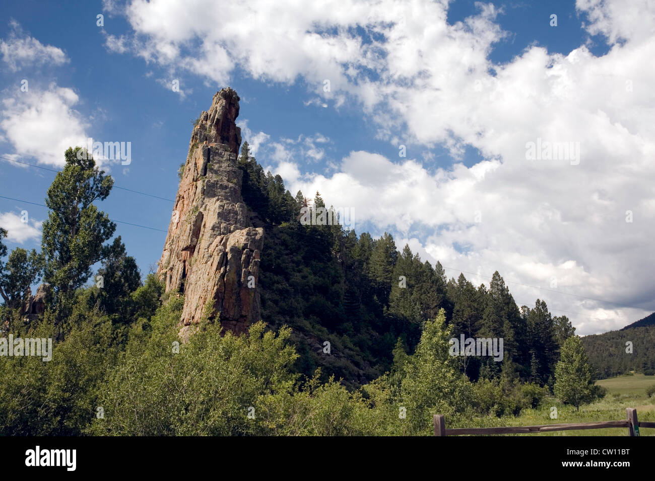 A reef of rocks forms a backdrop in the Spanish Peaks Wilderness Area ...