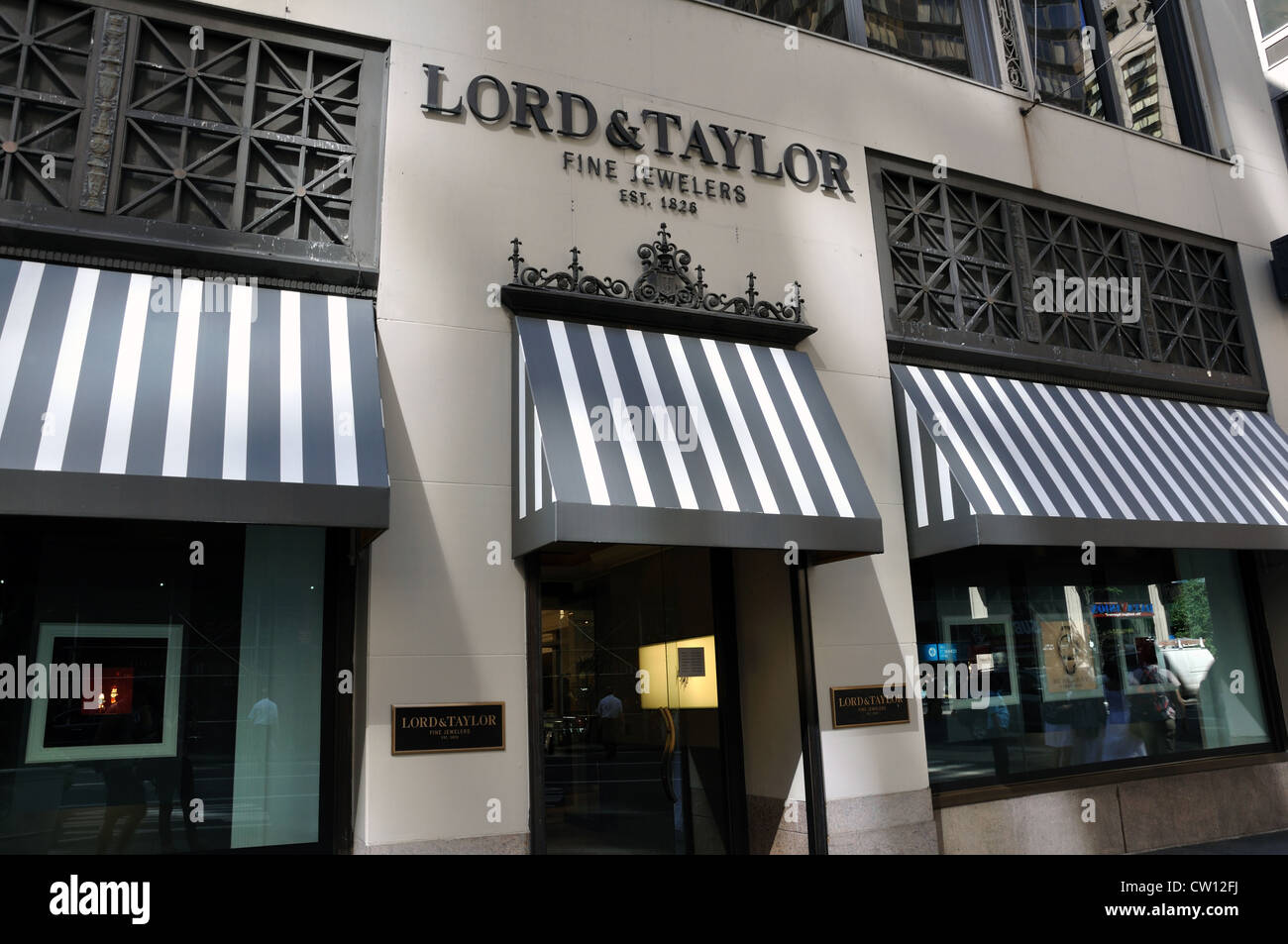 Lord & Taylor department store, New York, USA Stock Photo - Alamy