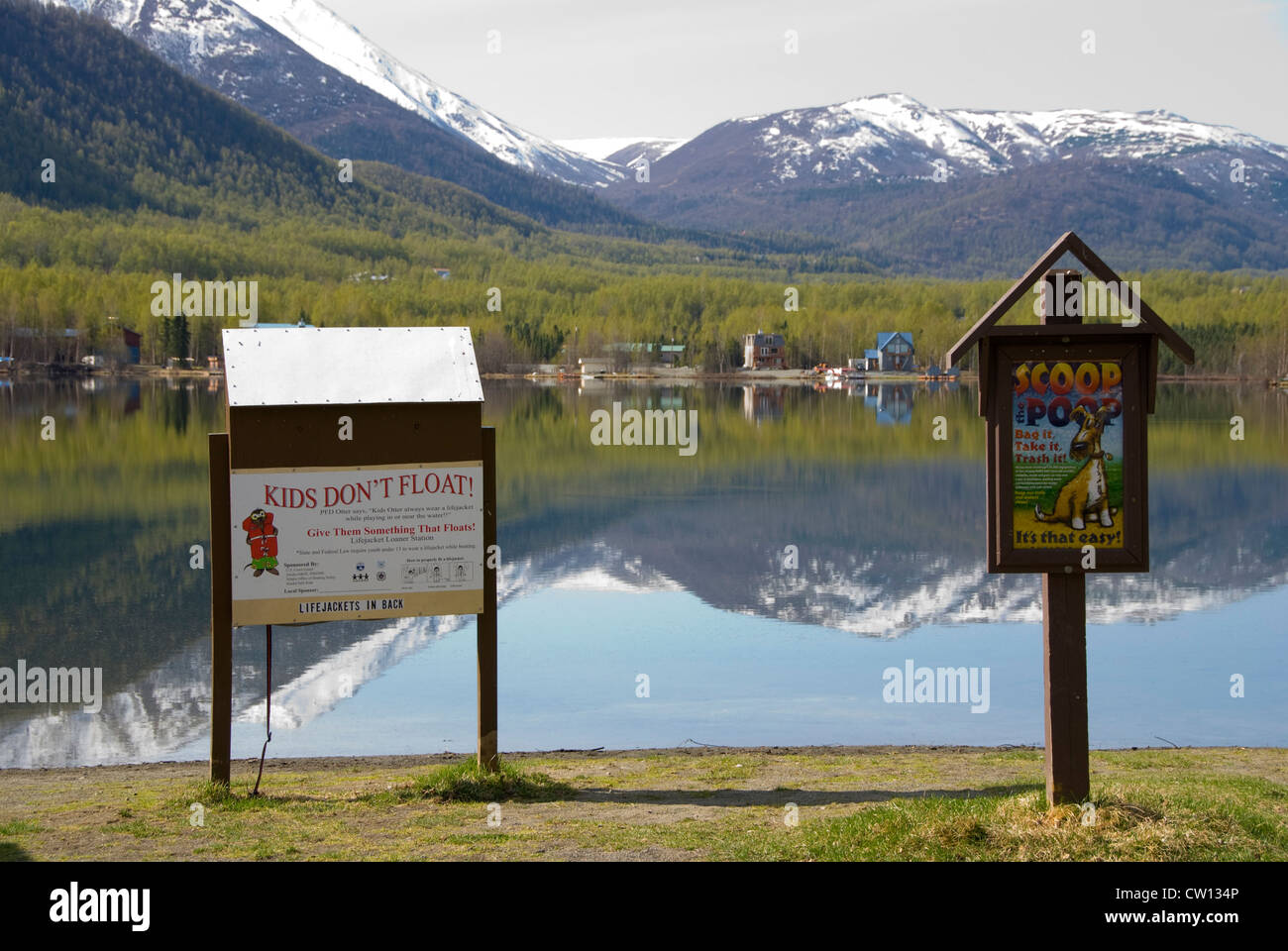 Kids Don't Float sign, Alaska Stock Photo - Alamy