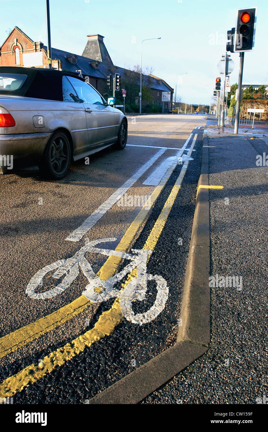 Car in cycle lane hi-res stock photography and images - Alamy