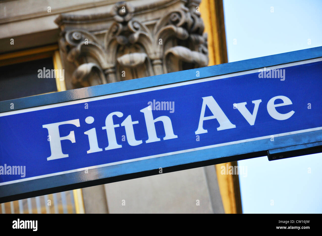 Fifth ave sign, New York, USA Stock Photo - Alamy