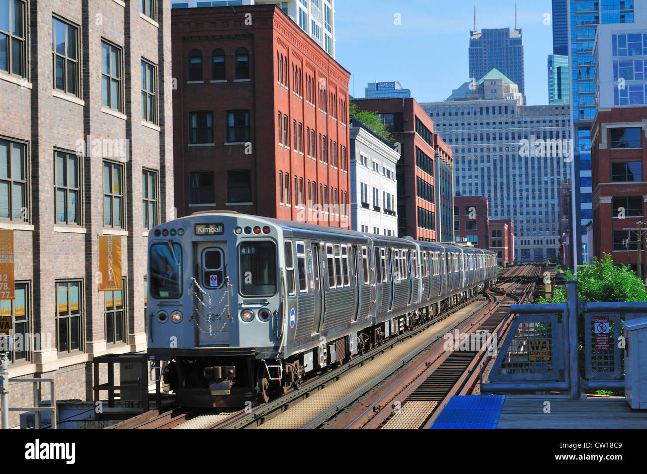 outbound Brown Line train Chicago Illinois elevated tracks. Chicago ...