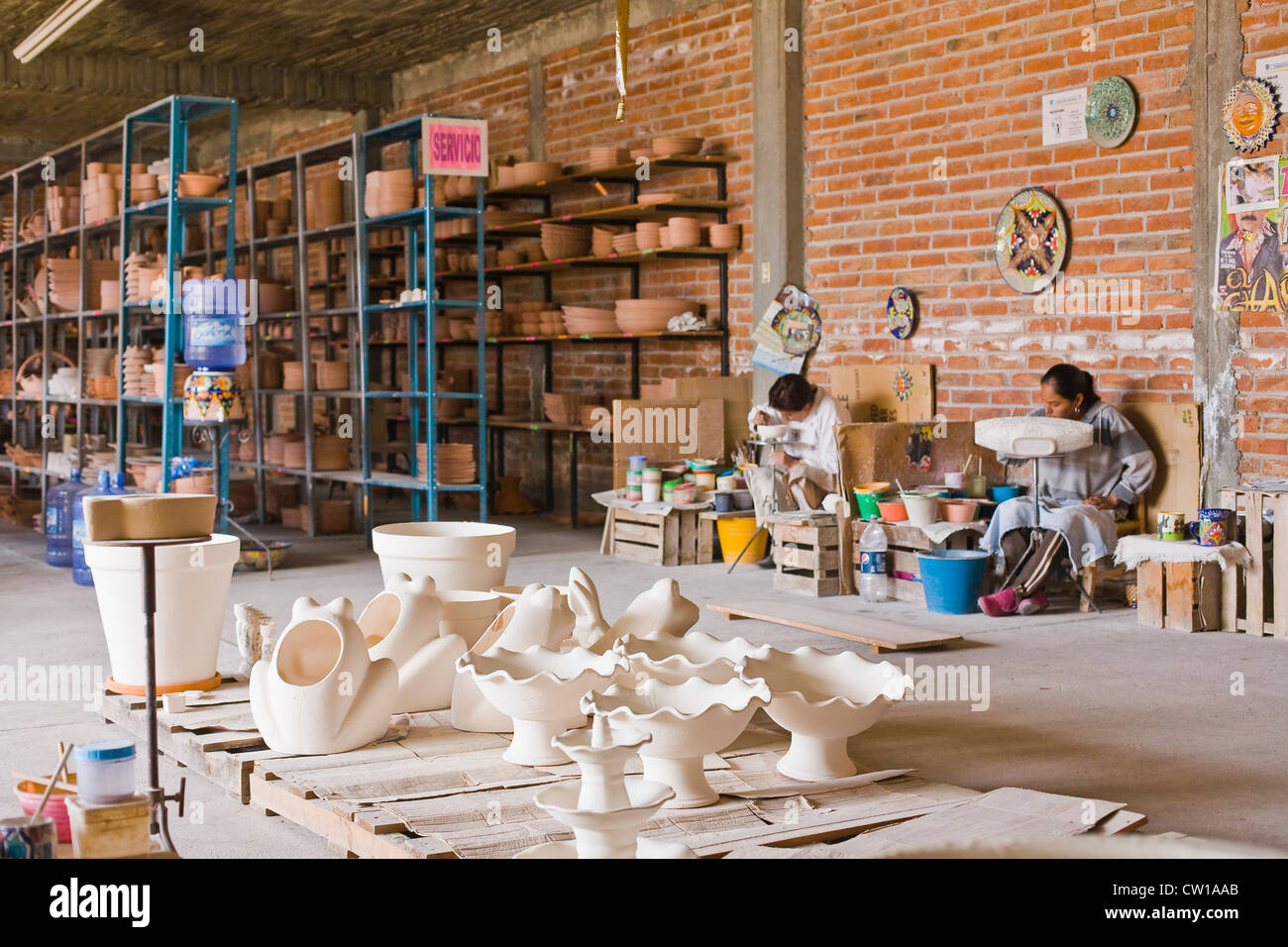 Mexican pottery hi-res stock photography and images - Alamy